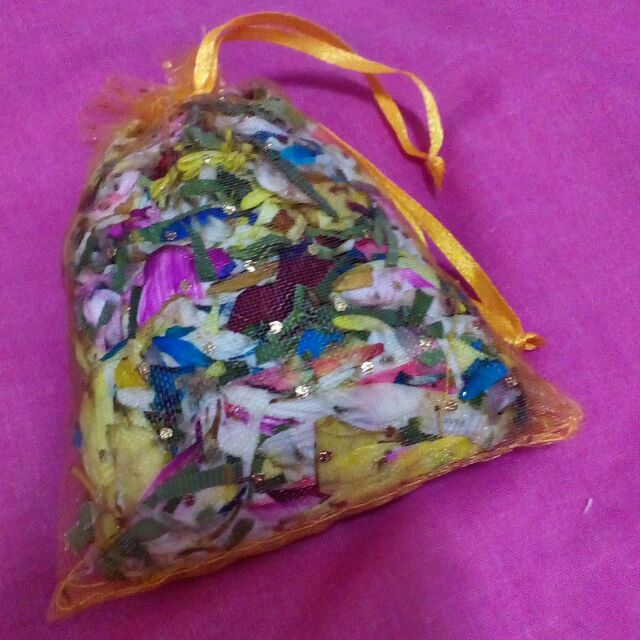 Bunga Rampai for Wedding & Engagement Ceremony (-/+70g) | Shopee Malaysia