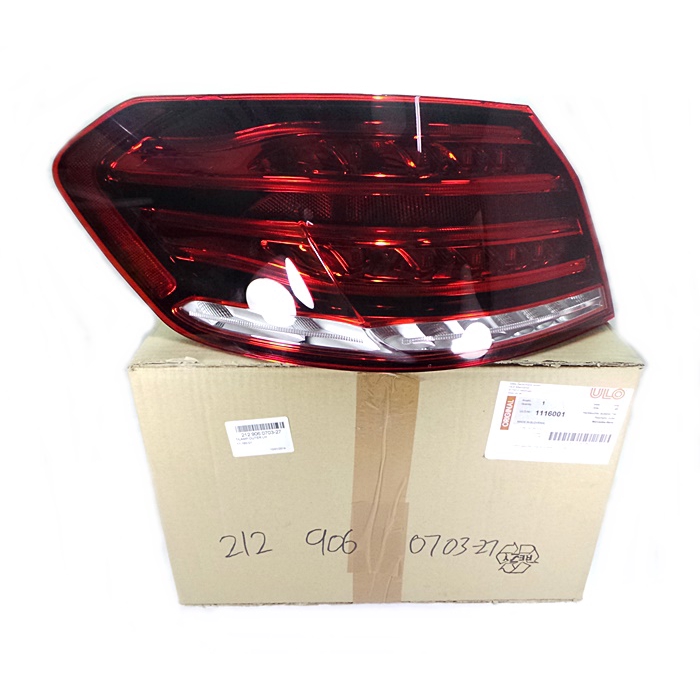 Tail lamp fender W212 Mercedes OEM (Right or left) | Shopee Malaysia