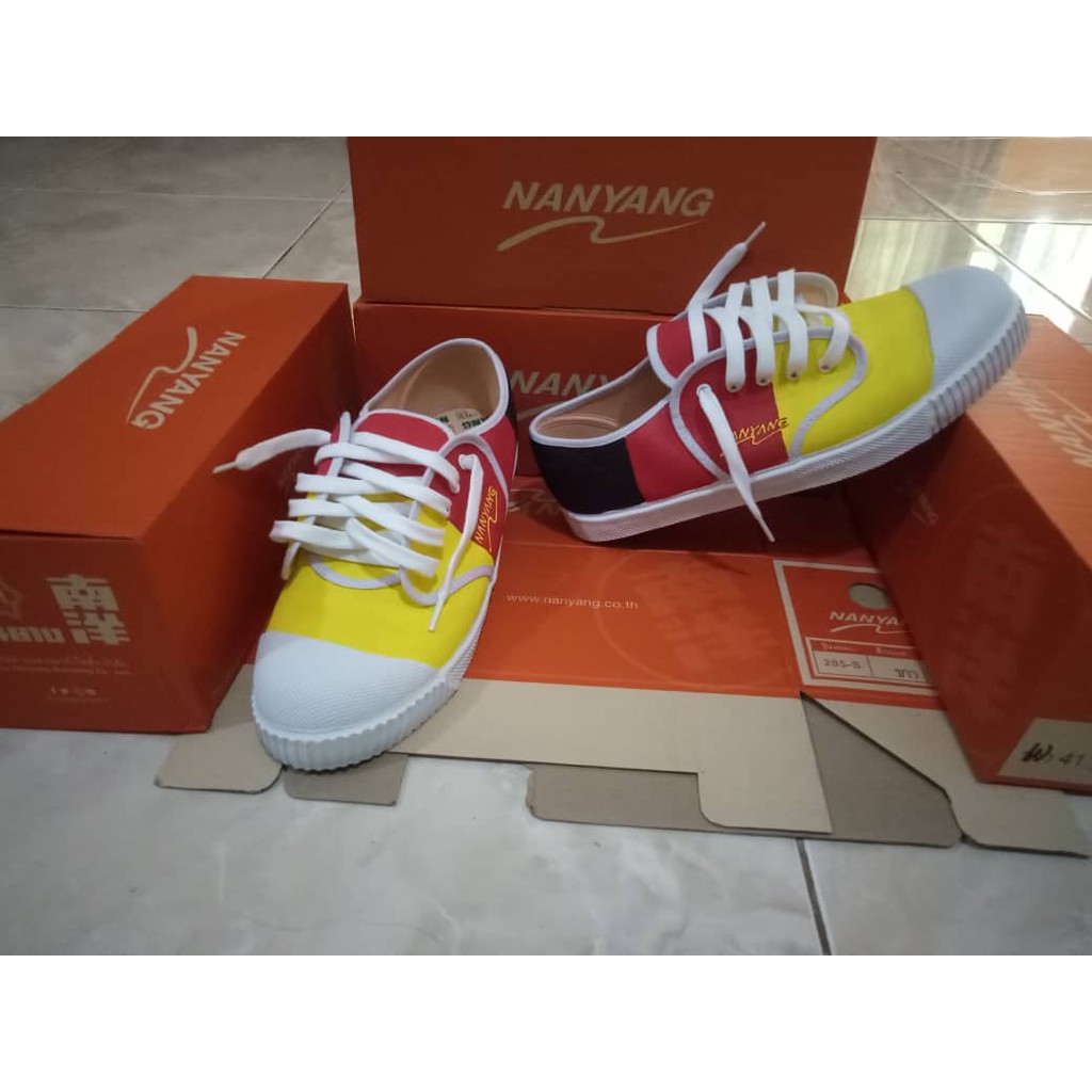 ORIGINAL NANYANG SHOES CUSTOM COLOUR KASUT NANYANG KASUT SEPAK TAKRAW ...