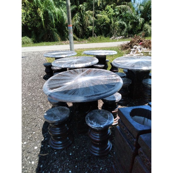 Meja Batu 5 kerusi (hitam ) | Shopee Malaysia