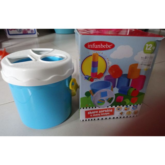 INFUNBEBE SHAPE SORTING BUCKET 9 VIBRANT COLOUR SHAPES STACK AND SORT ...