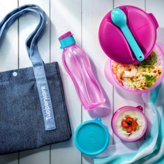 Safe 2 Go Set Tupperware (5) / PWP Blue Jeans Satchel Bag (1) / Safe 2 ...