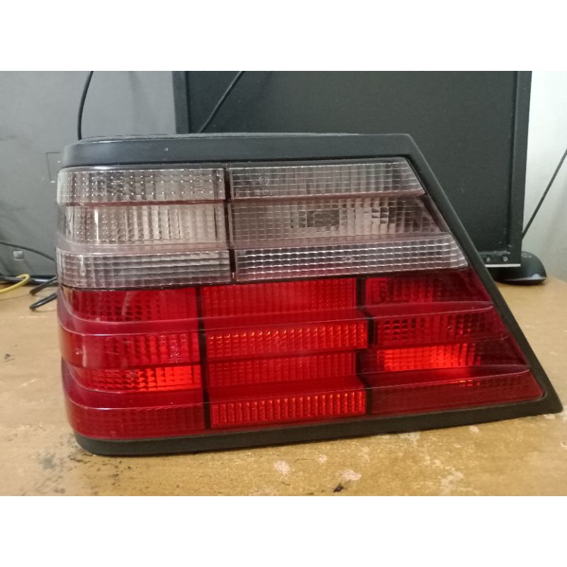 Mercedes-Benz W124 Original Masterpiece Facelift Tail Lamp Left Side ...
