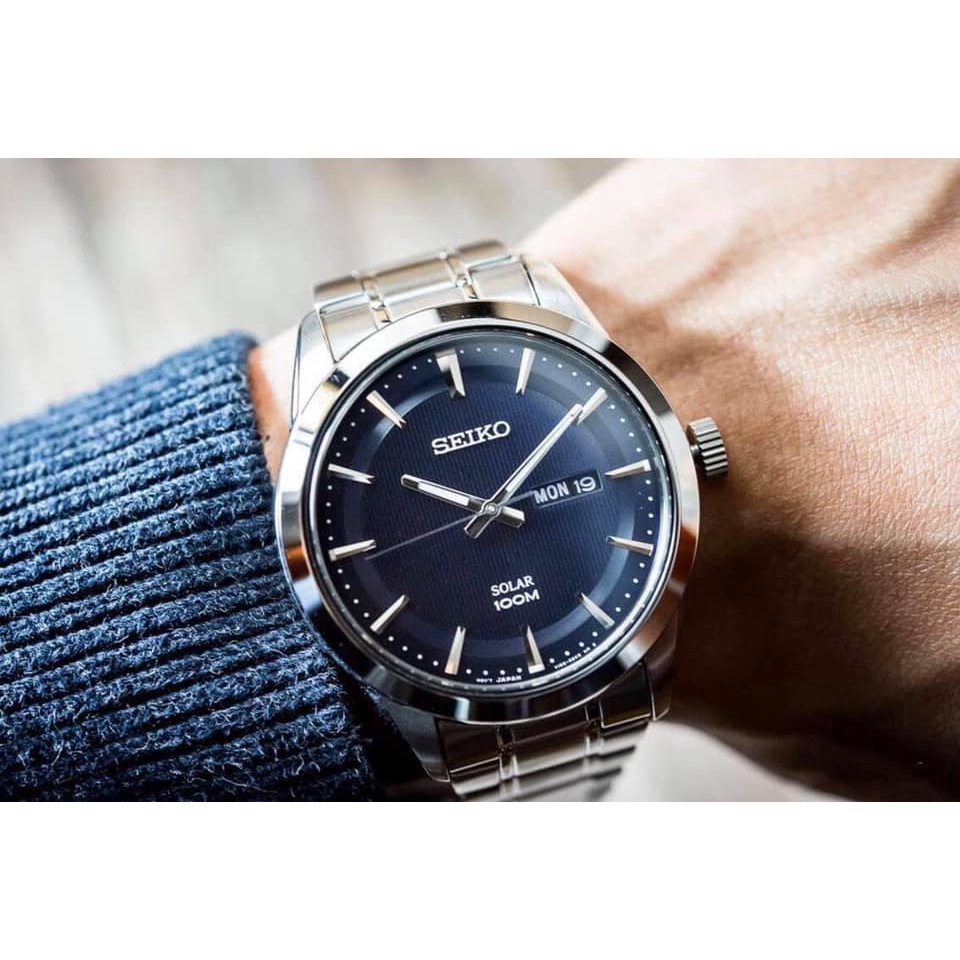 Seiko SNE361P1 Classic Analog Solar Power Hardlex Crystal Glass ...