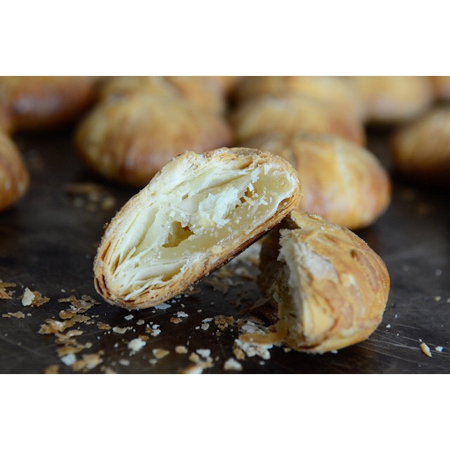 Charbroiled Durian Heong Piah 炭烧榴莲香饼 (8pcs) | Shopee Malaysia