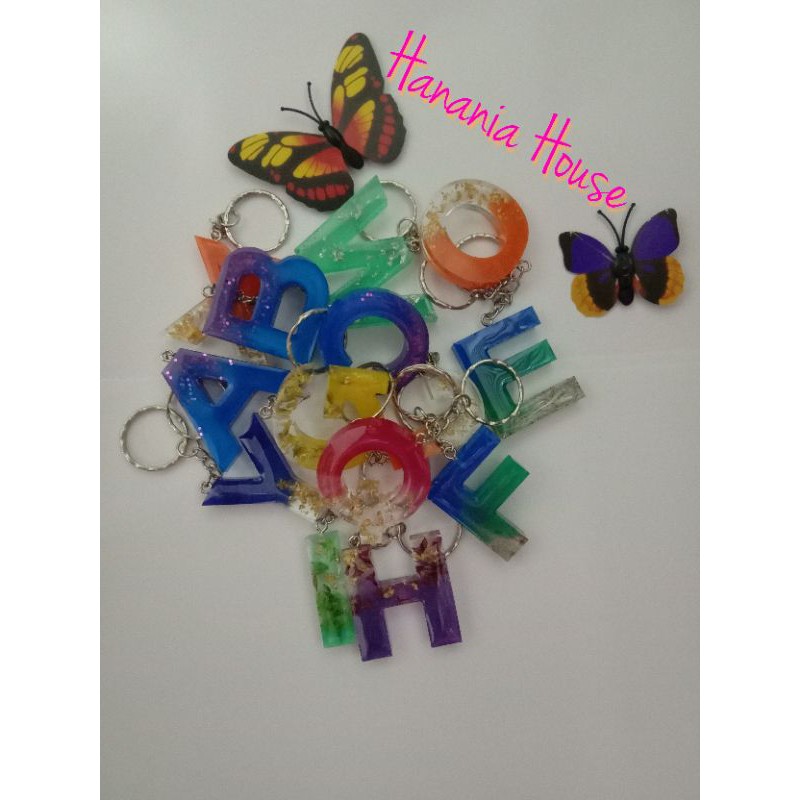 Keychain huruf ' Alphabet keychain | Shopee Malaysia