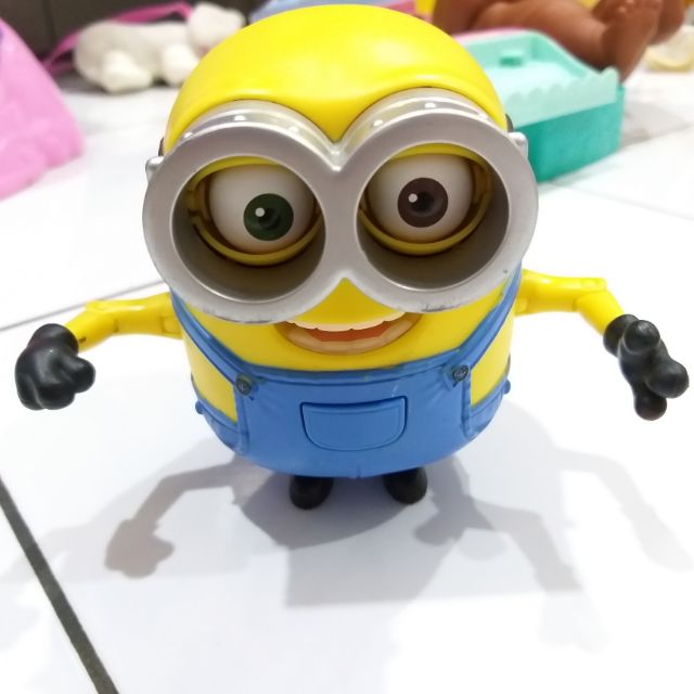 Despicable Me Minions Bob Universal Studios Thinkway Toys | Shopee Malaysia