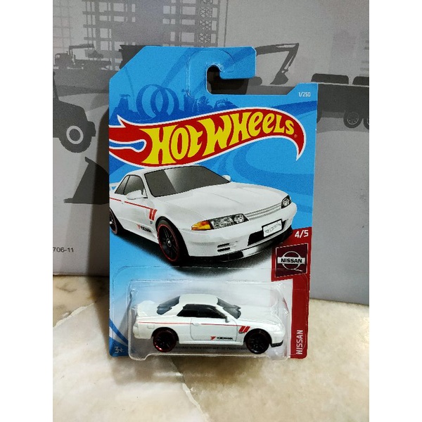 hotwheels Nissan skyline gtr r32 | Shopee Malaysia