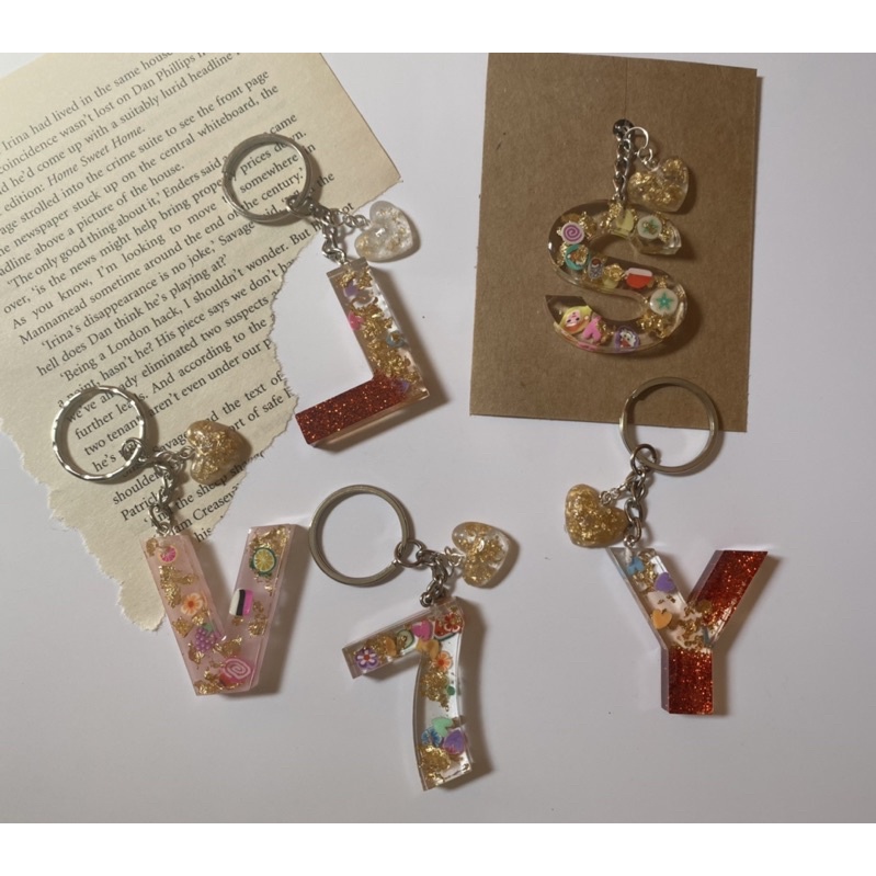 Resin alphabet keychain | Shopee Malaysia