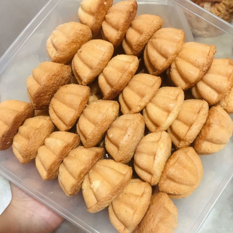 Bahulu Original lembut dibakar setiap hari | Shopee Malaysia