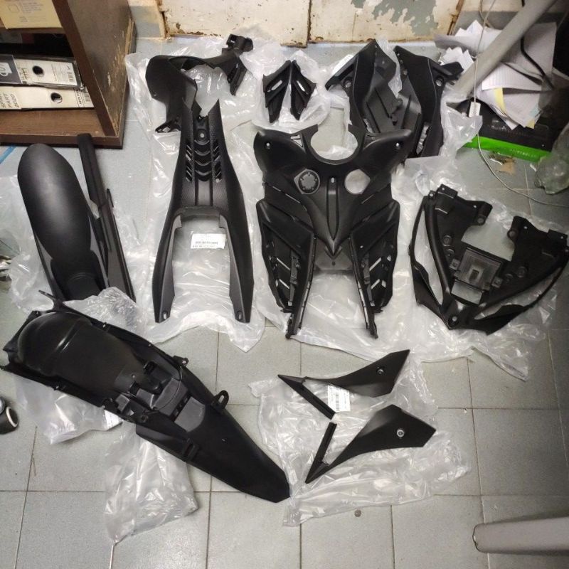 Cover inner set cover set (HLD) yamaha lc135v2 lc135 v2 v3 v4 v5 v6 v7 | Shopee Malaysia