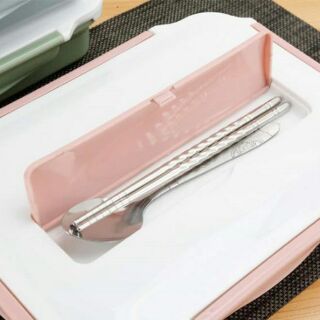 LUNCH BOX tempat letak makanan | Shopee Malaysia