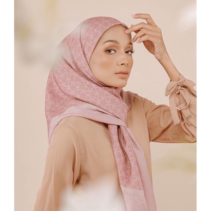 AERA MONOGRAM SCARF The Hijab Co + 🎁 Free Gift | Shopee Malaysia