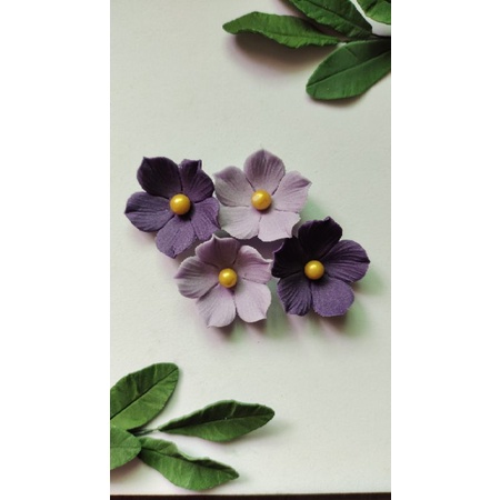 Edible Gumpaste Sugarflower Big Plum / Cupcake Topper / Cake Topper ...