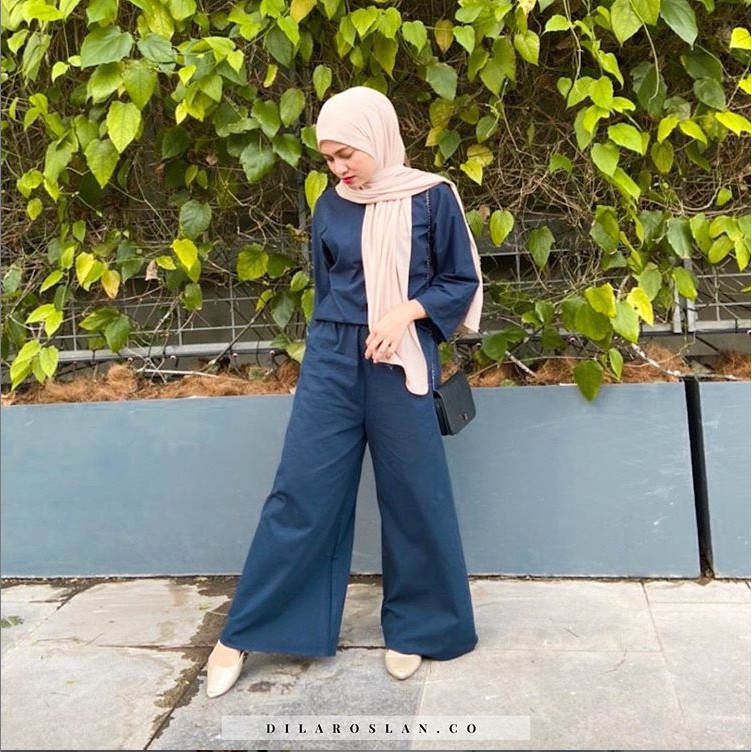 Awra Suit Set (Year End Sale) | Shopee Malaysia