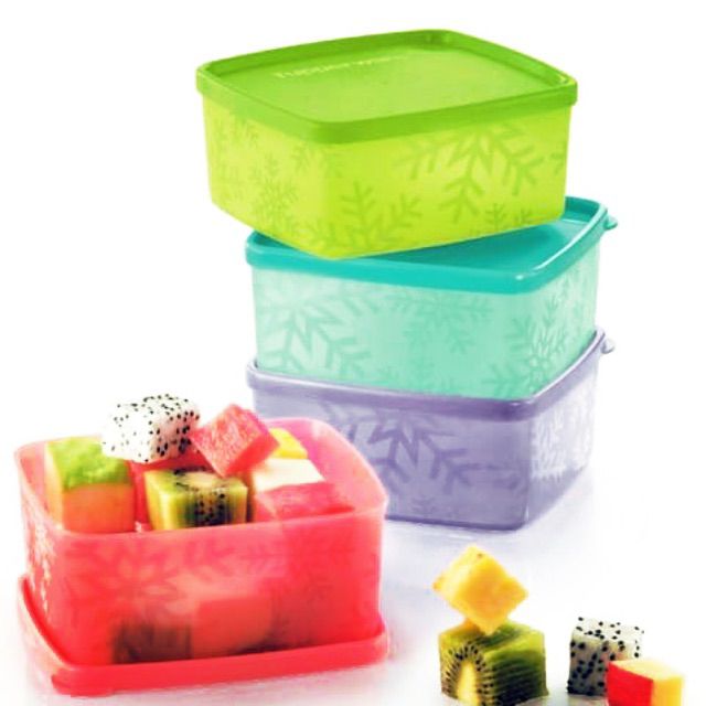 Original tupperware - TUPPERWARE SNOWFLAKES CONTAINER 400ML | Shopee ...