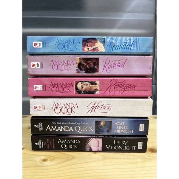 [AMANDA QUICK] Amanda Quick Scandal Ravished Mistress Wait Until Midnight Lie by Moonlight ...