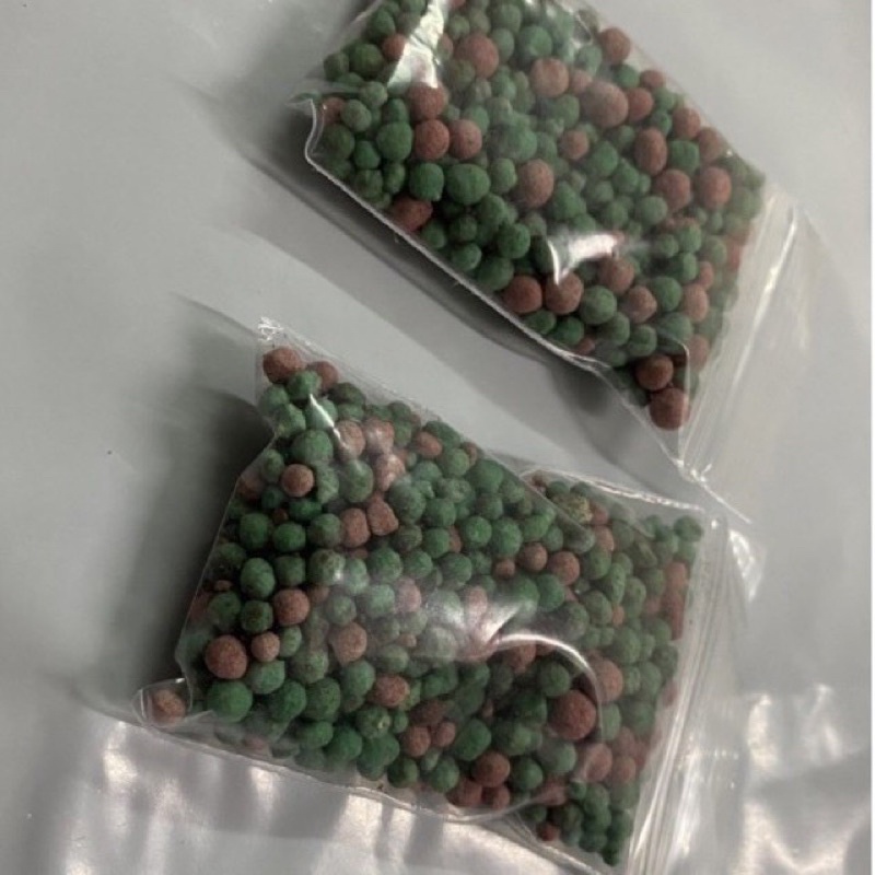 Baja Subur bertumbuh hijau pek permulaan NPK 15:15:15 sesuai utk semua ...