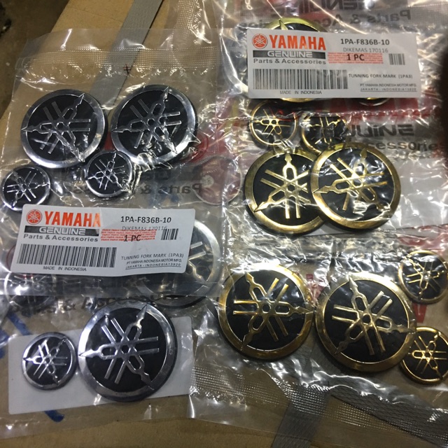 Y15 LOGO EMBLEM YAMAHA GOLD&SILVER COPY | Shopee Malaysia