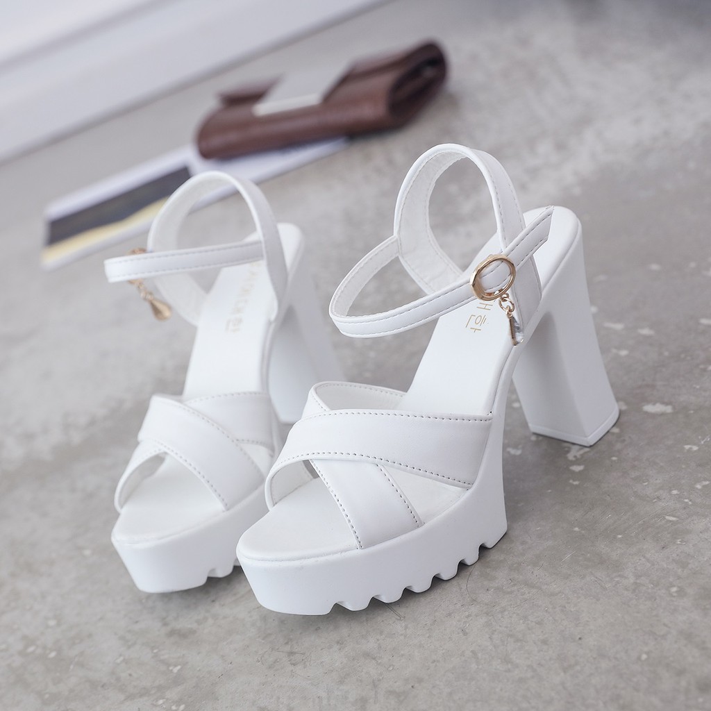 Womens High Heels Sandal Summer New Korean Style Fashion Strappy Heels