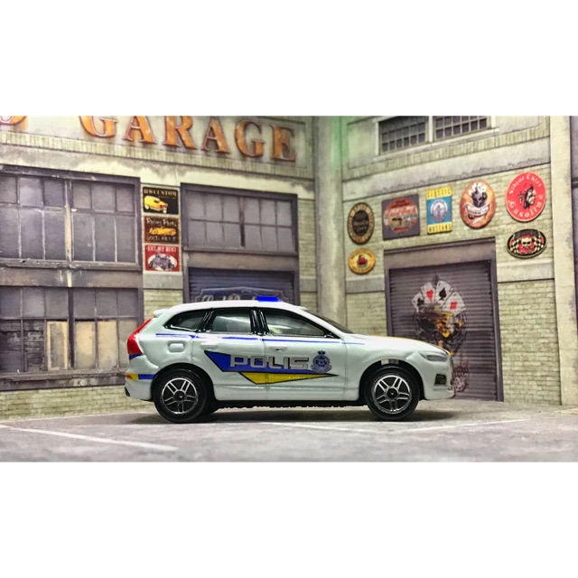 Limited edition Polis Malaysia Custom Volvo XC60 Tomica | Shopee Malaysia