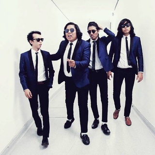 Kugiran Masdo (Album Of The Years) | Shopee Malaysia