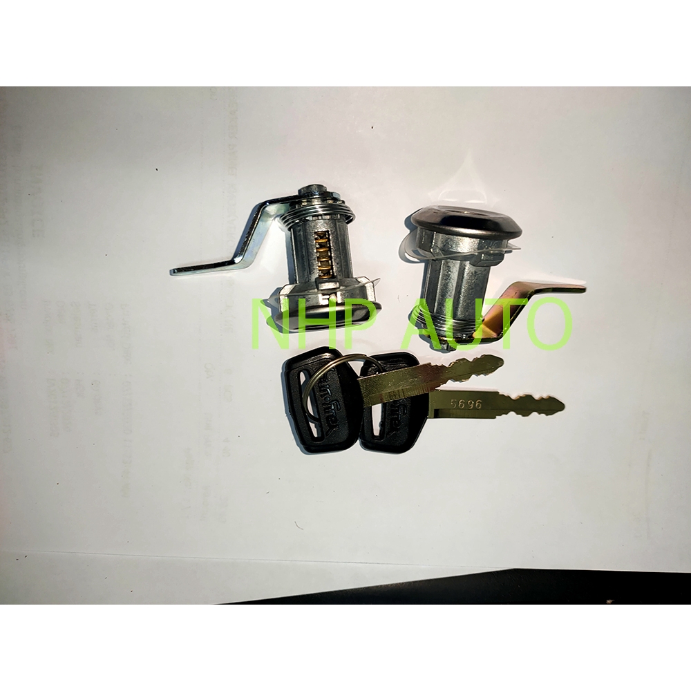 DAIHATSU DV57 TOYOTA DYNA YH80 LY100 Door Lock With Key (1 set 2 Pc ...