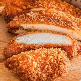 FIRST PRIDE-SPICY CRISPY CHICKEN KATSU (RED)(320G) | Shopee Malaysia