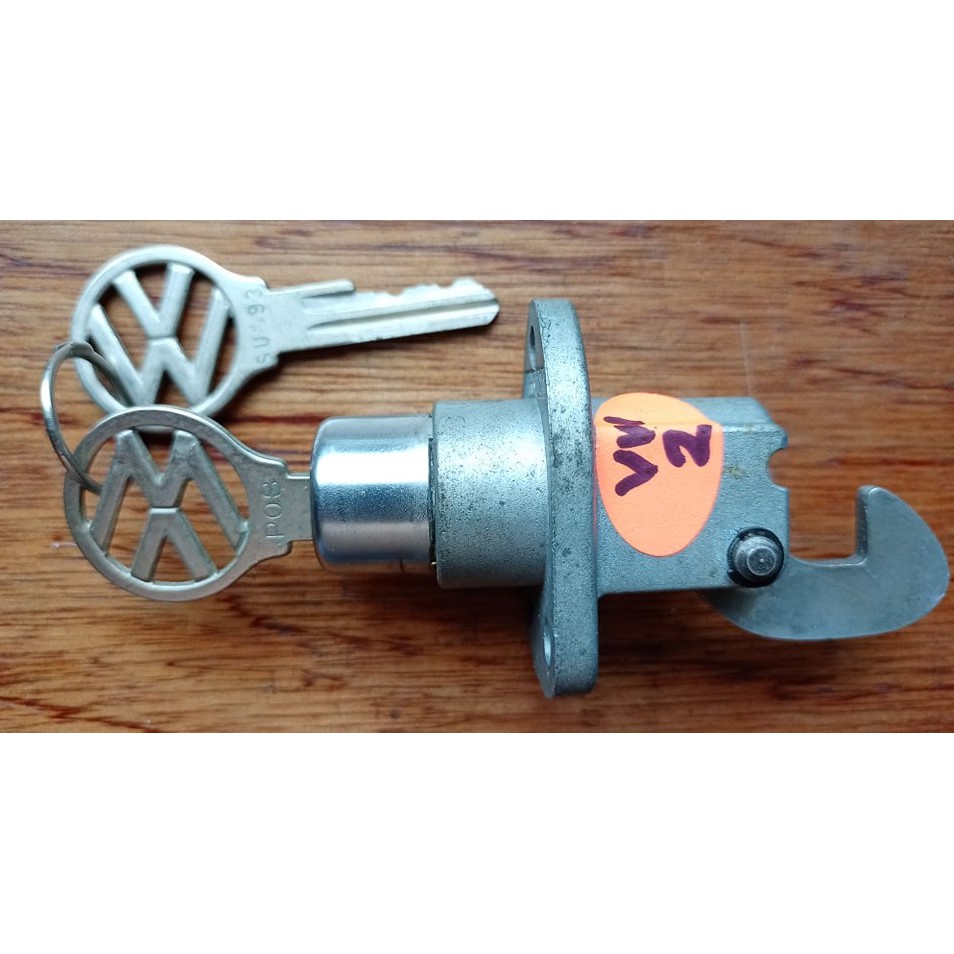VW Beetle ENGINE LID LOCK with keys | Shopee Malaysia