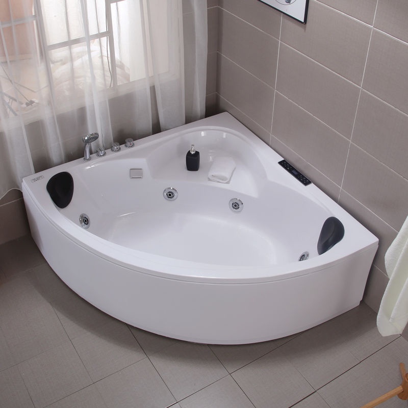 Small family surfing massage bathtub toilet sector household adult ...