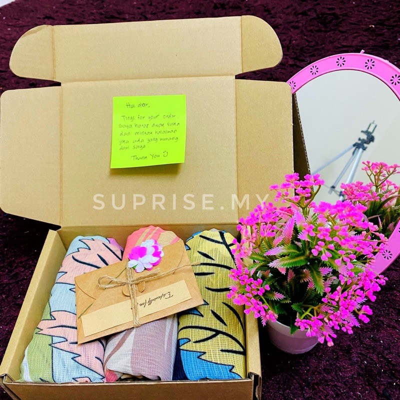 SUPRISE BOX ( tudung ) | Shopee Malaysia