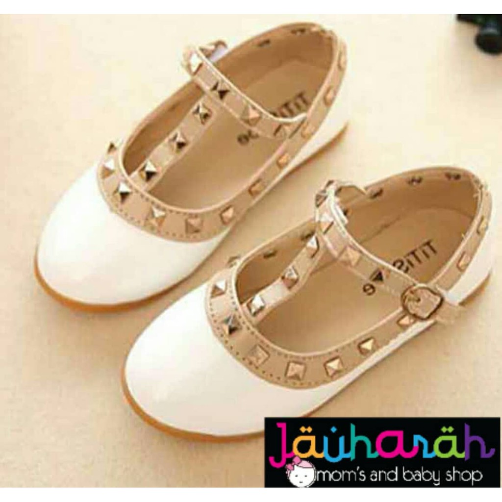 KASUT PAKU -WHITE | Shopee Malaysia