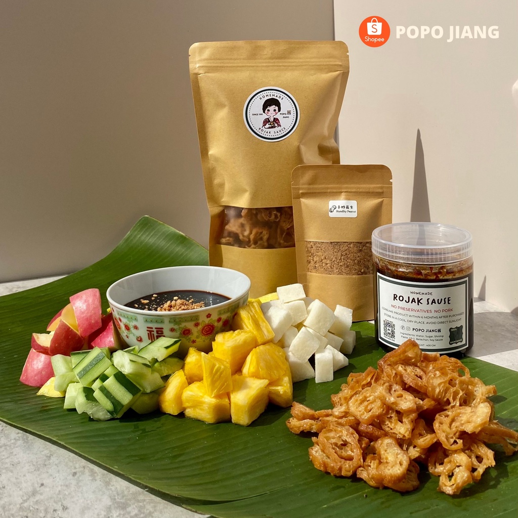 Rojak Buah Daun Pisang