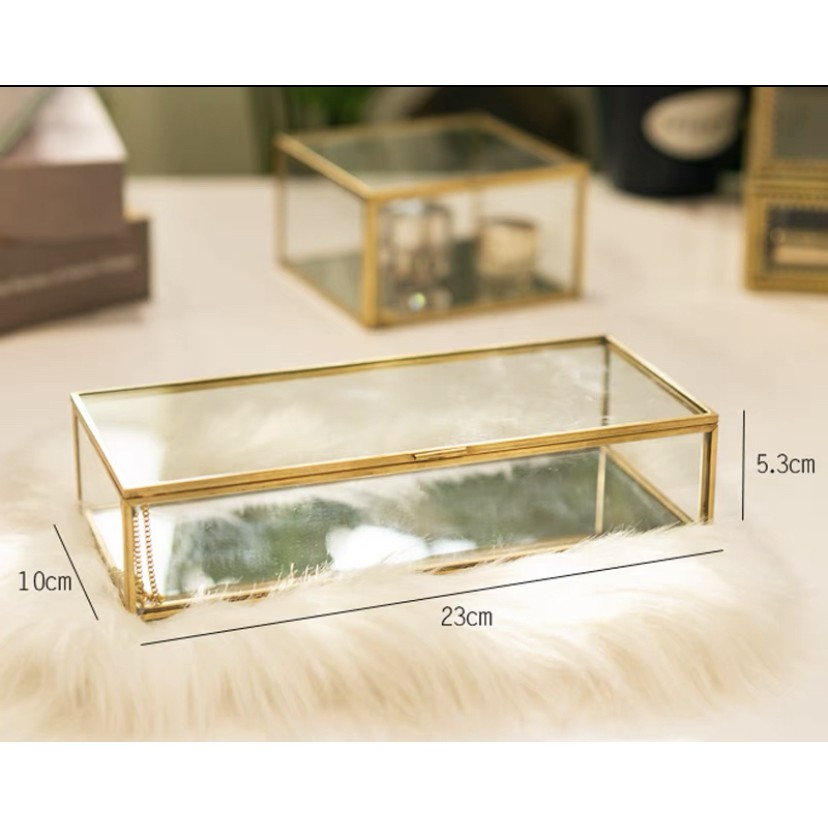 Glass Box Large rectangular box in clear glass with a metal frame and ...