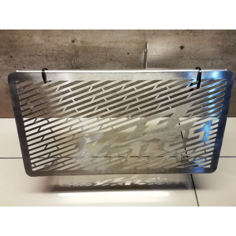 YAMAHA YZF-R25 V1,V2/R3 RADIATOR COVER | Shopee Malaysia