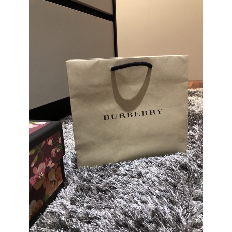 authentic Burberry paper bag (small) | Shopee Malaysia