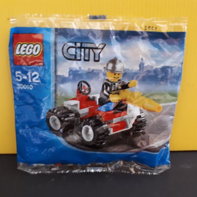 LEGO City Polybag 30010 Fire Chief | Shopee Malaysia