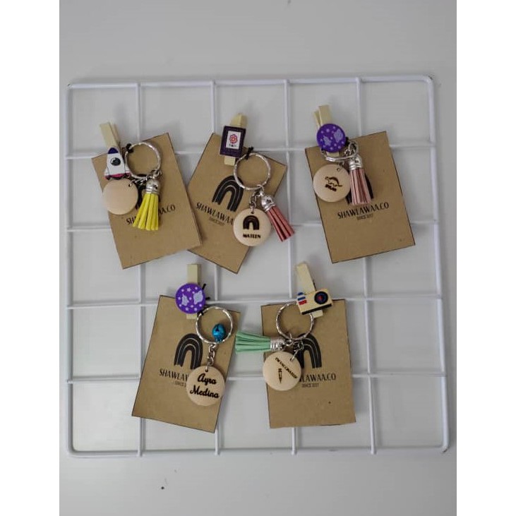 Custom Wooden Keychain Nama / Gift / Doorgift Kahwin / Hadiah Birthday ...