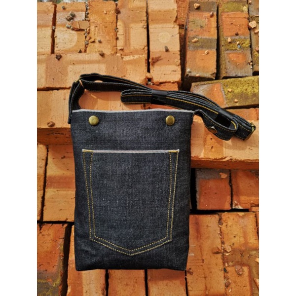 SLING BAG JEANS #KEPALA KAIN 14 OZ# "EXCLUSIVE BOX & FREEGIFT" | Shopee ...