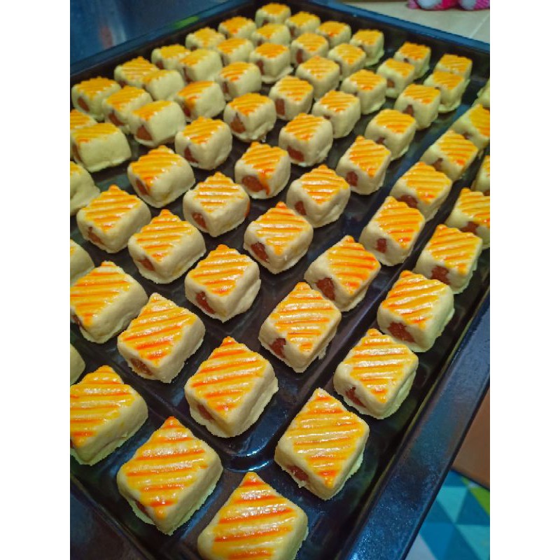 Tart Nenas Cube Cute Gebu Cair Dalam Mulut Inti Kurang Manis Mampu ...