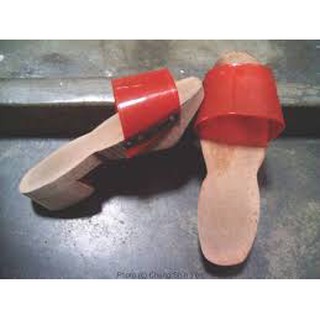 【Ready Stock】Traditional Wooden Clogs Shoes/Terompah Kasut Kayu/Kasut ...