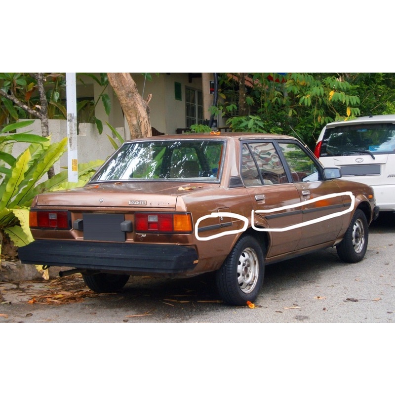 Toyota Ke70 GL (1 set body rubber lining) | Shopee Malaysia