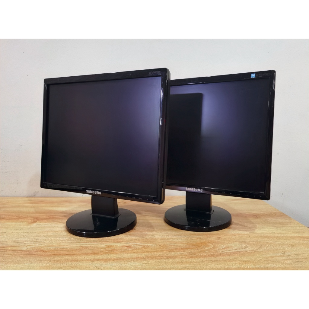 Monitor Samsung SyncMaster 743NX LCD 17-inch Resolution 1280 x 1024 ...
