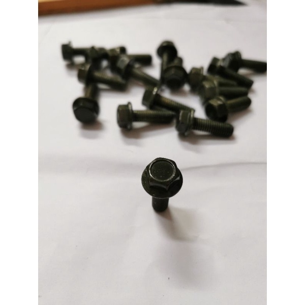 Skru pijak kaki belakang skru bracket pijak kaki rear footrest screw ...