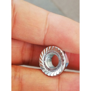 Nut skru saiz 12 automotive skru topi /skru kereta &:motor (1 biji ...