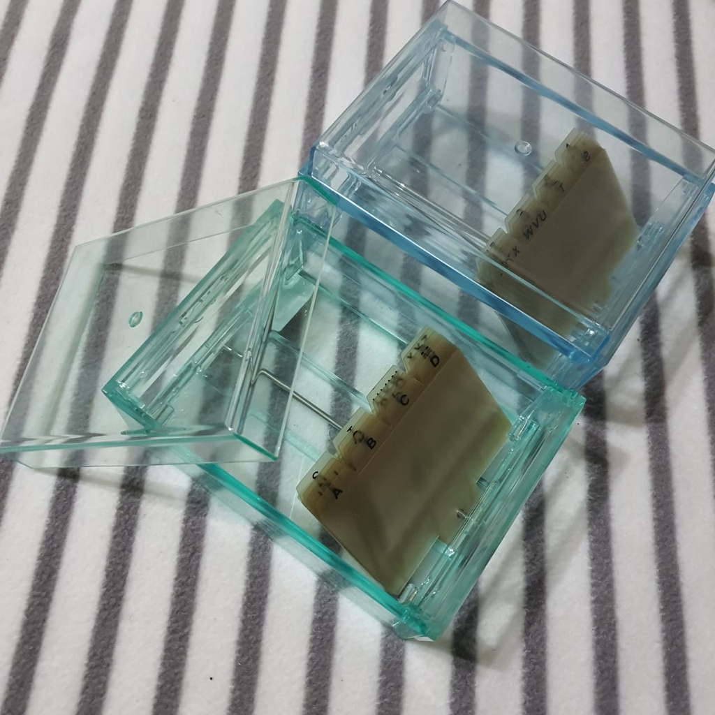 ARCYLIC Business card case / name card case 400 cards ( Price stated ...