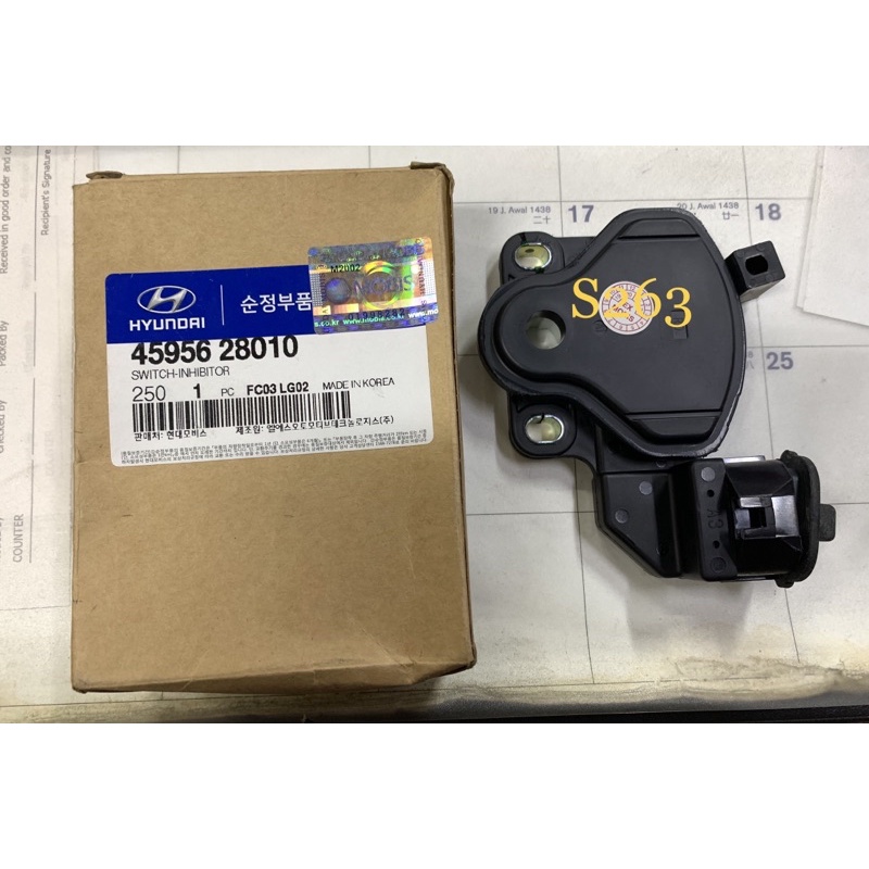 HYUNDAI ACCENT GETZ MATRIX GEAR BOX INHIBITOR SWITCH 45956-28010 ...