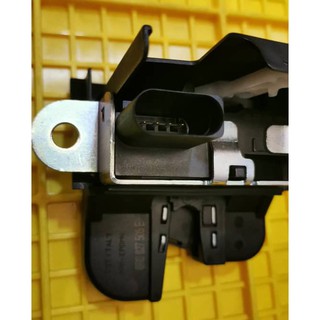 6R0827505E 9B9 REAR BONNET LOCK MOTOR REAR TRUNK LID LOCK LATCH FOR VW ...
