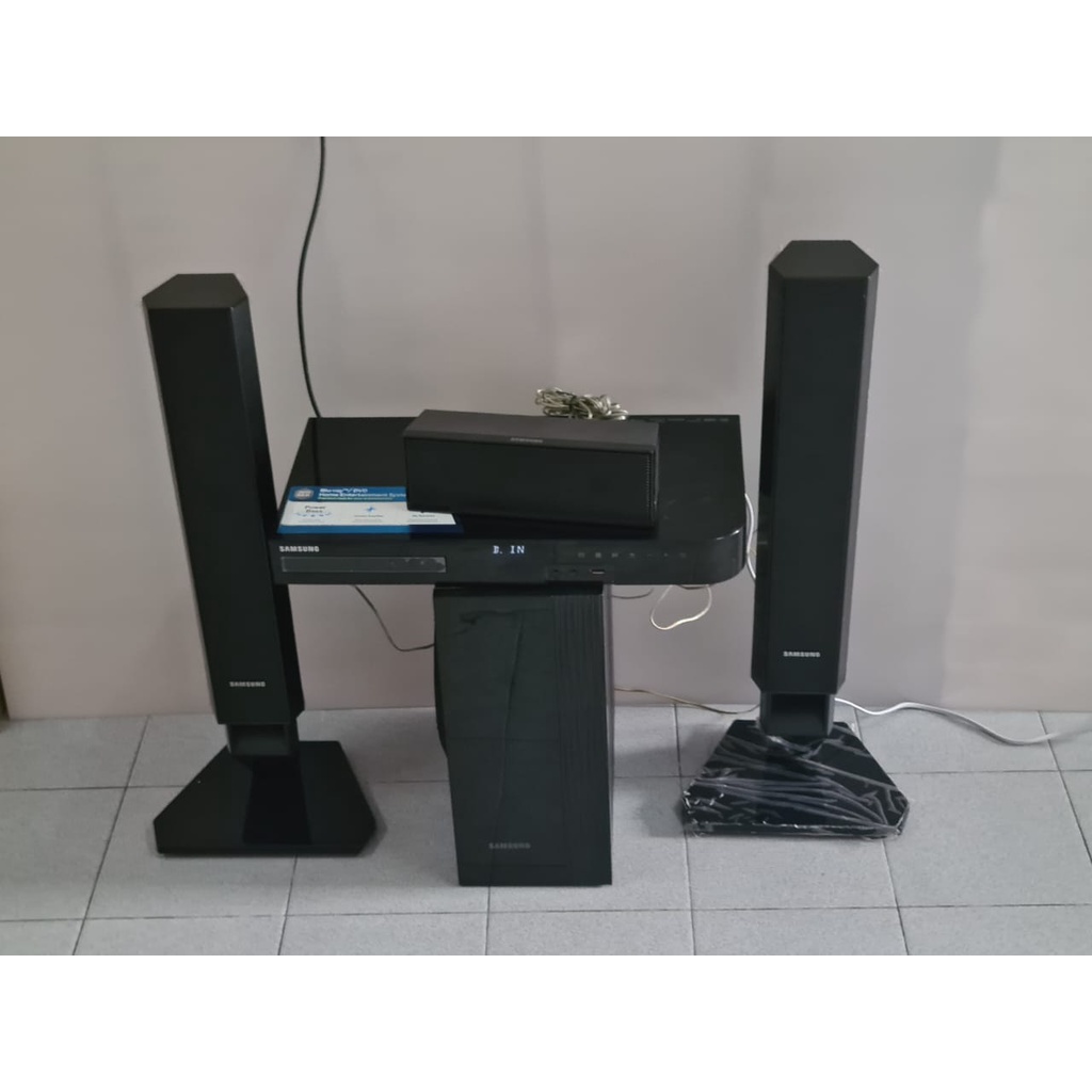 100% ORIGINAL Samsung Blu-ray Home Theater HDMI DIVIDI FM DVD HT-J5500K ...