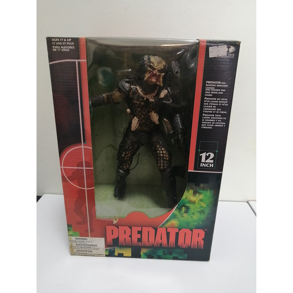 McFarlane Toys Alien Deluxe 12 Inch Alien and Predator Action Figure ...